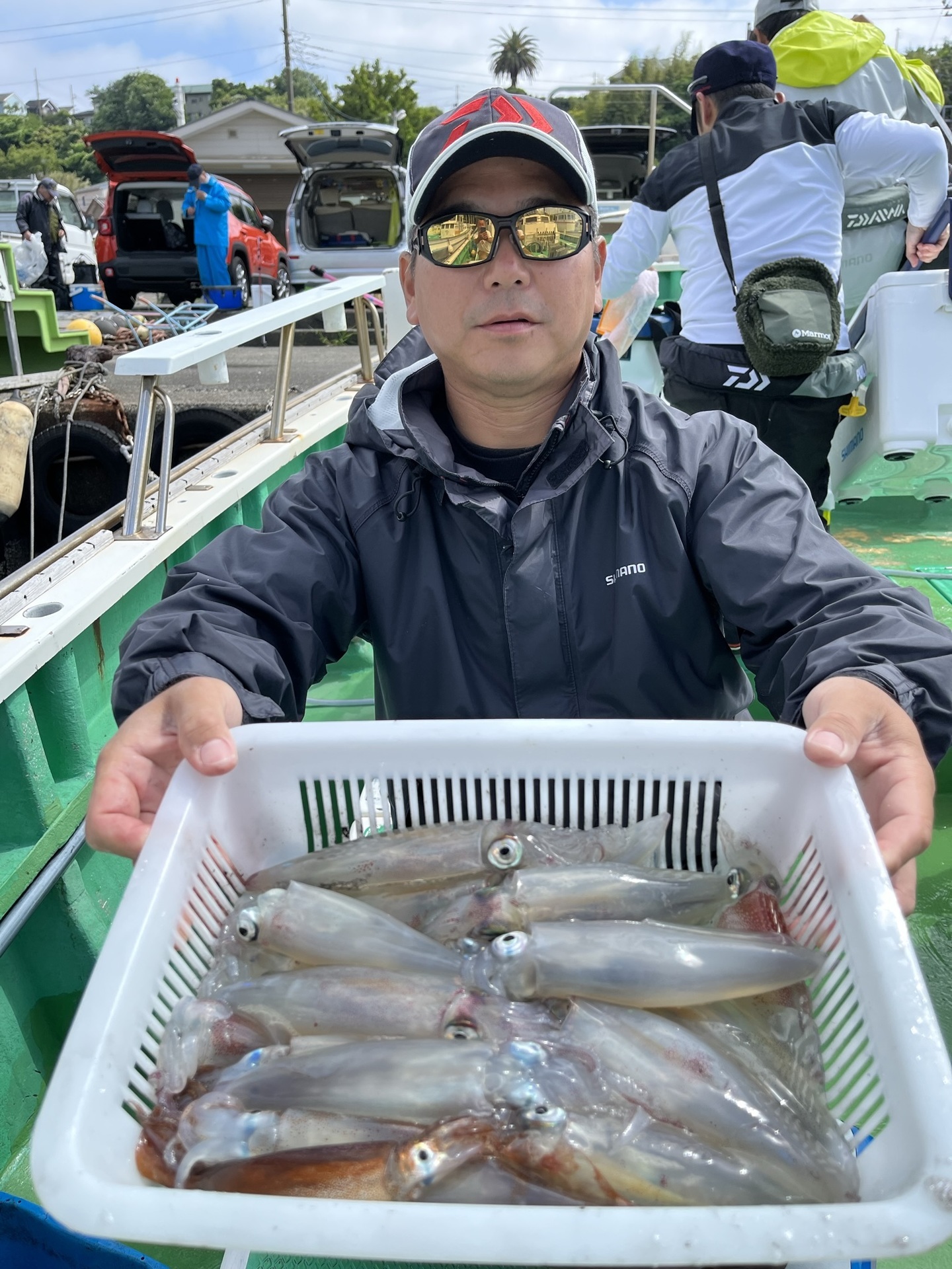 ウネリと北風で釣り辛い: 翔太丸リアル日記！